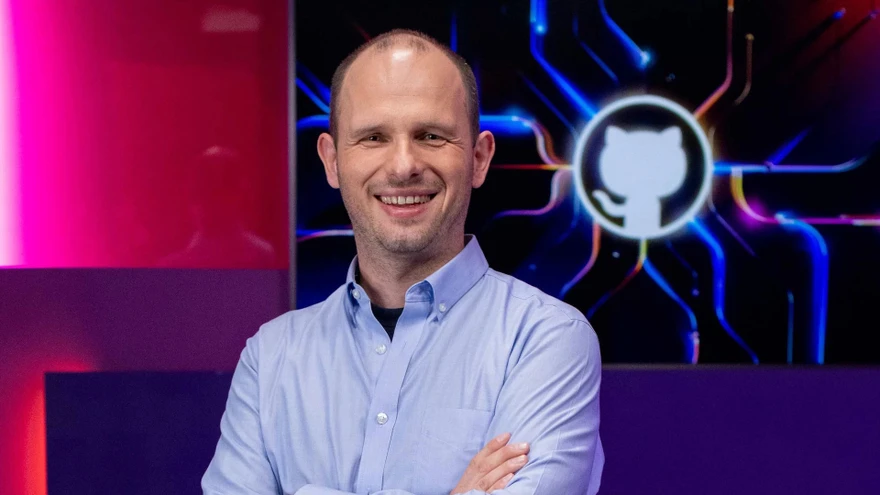 Thomas Dohmke, CEO de GitHub, presenta la IA Copilot