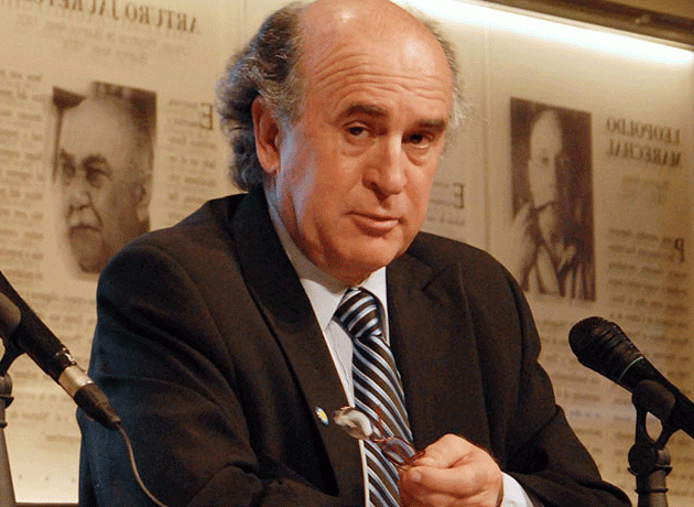 "Magnetto y el Grupo Clarí­n están manejando la campaña de Massa y ...