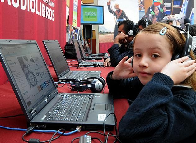 Lanzan una campaña para fomentar el uso responsable de Internet en el hogar