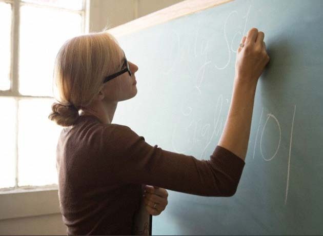 Cambridge quiere sumar más docentes mujeres a sus aulas